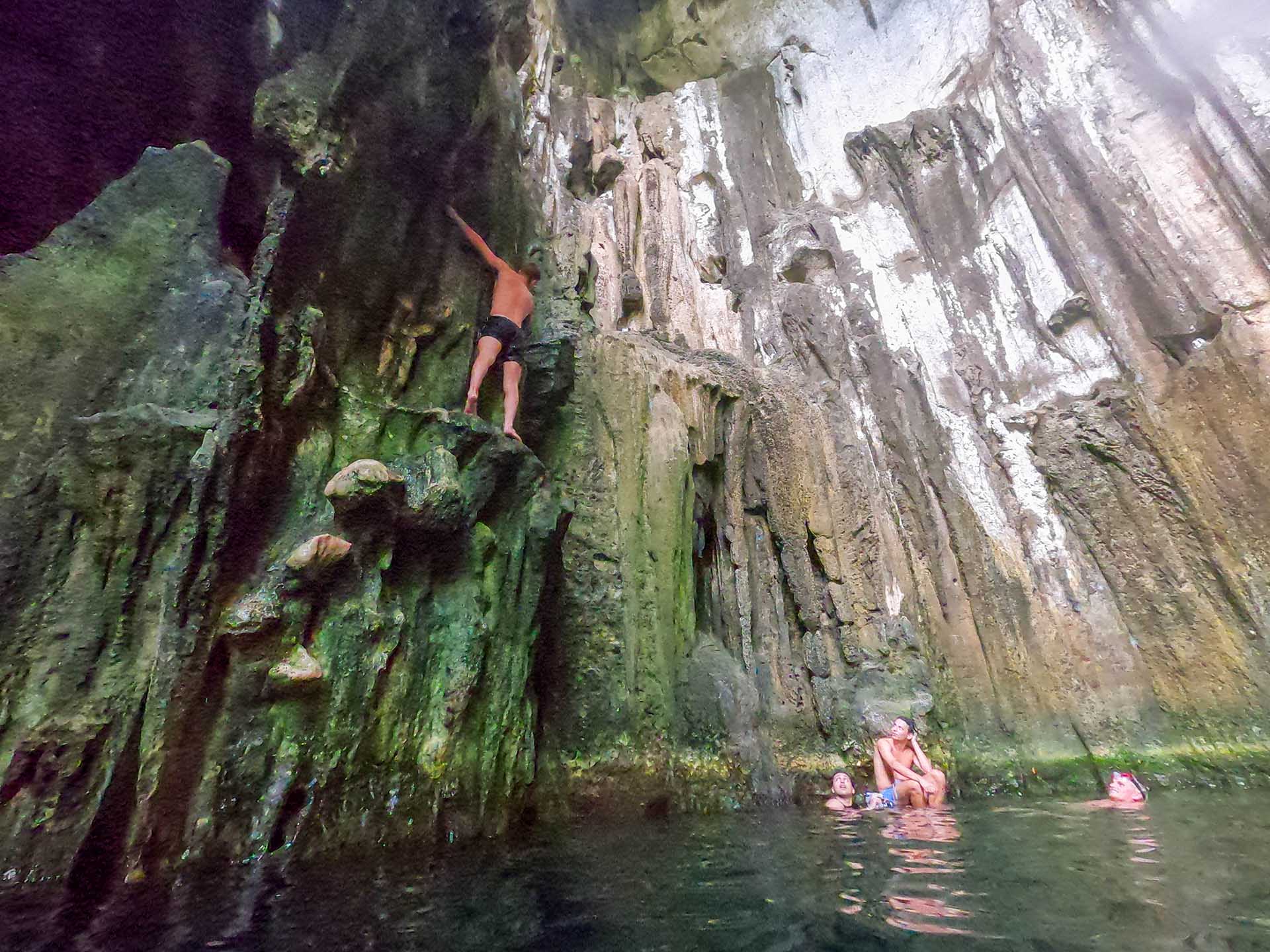 Blue Lagoon Caves Fiji (Sawa-i-Lau Caves): What you need to know